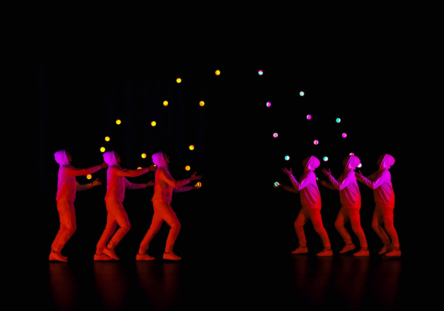 LED Juggling Ball - Pyroterra Lighttoys