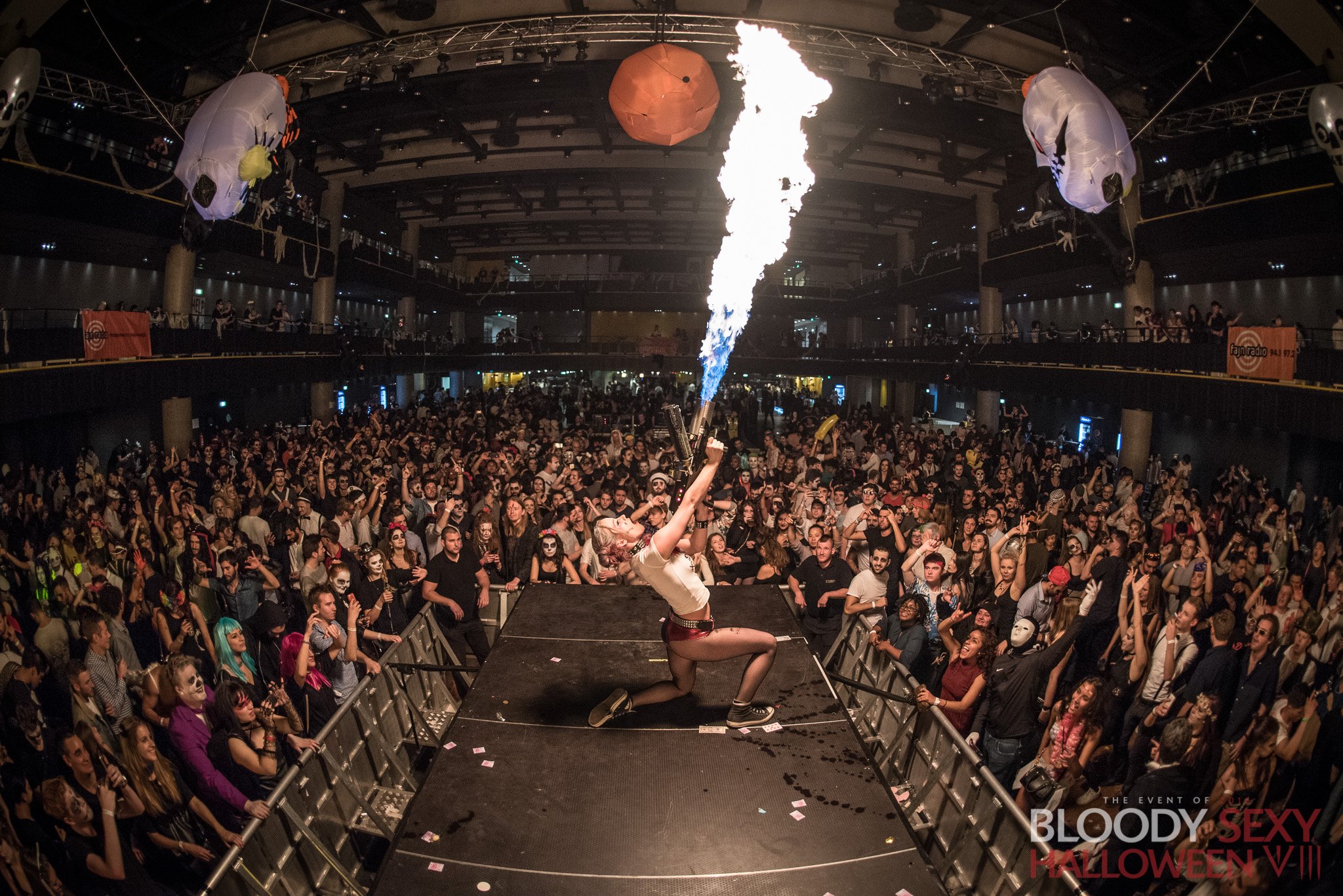 SFX Flamethrower - Pyroterra Lighttoys