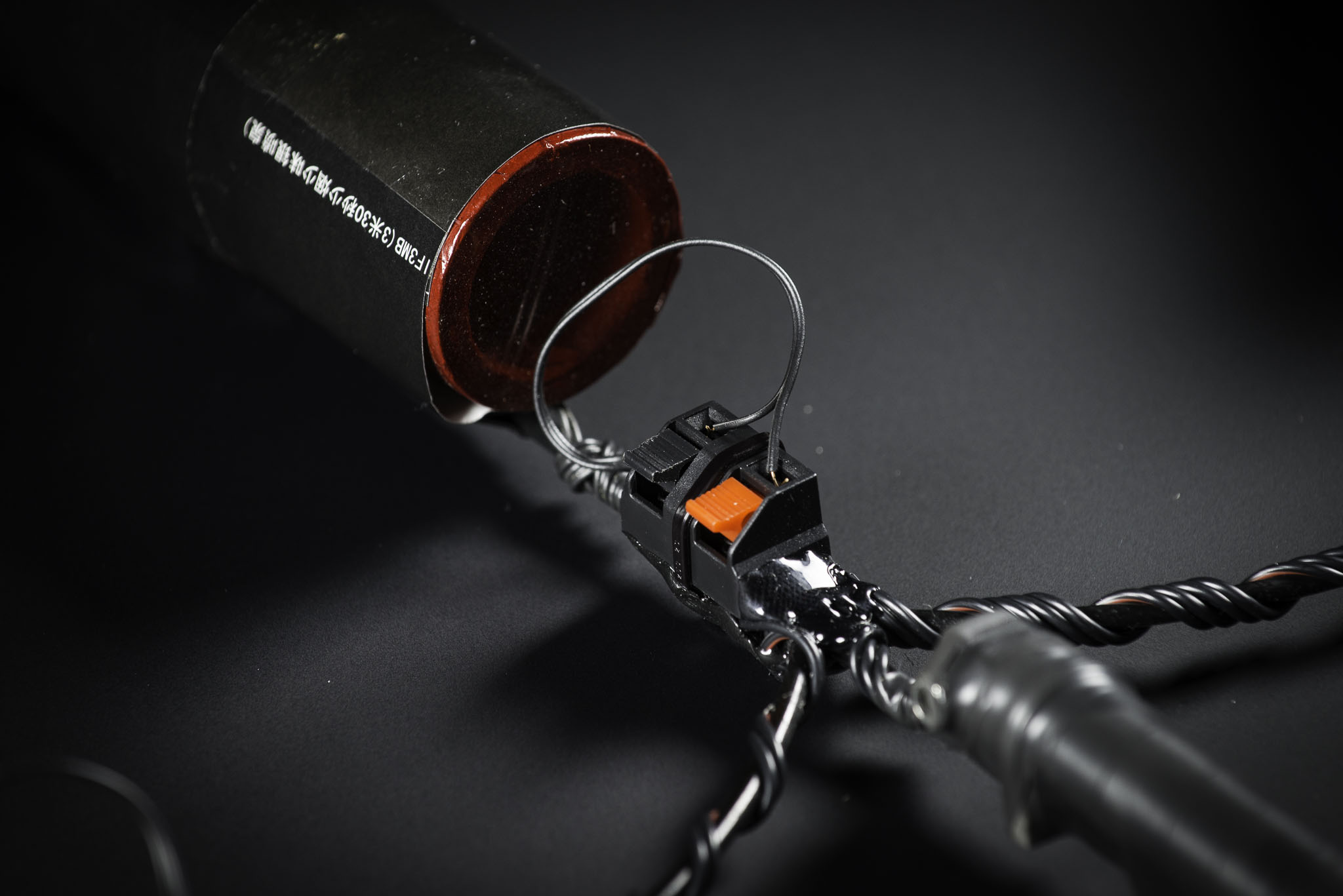 Boom Pyrotechnic Fans - Pyroterra Lighttoys