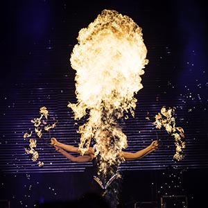 Pyroterra Lighttoys | LED Light equipment for Artists