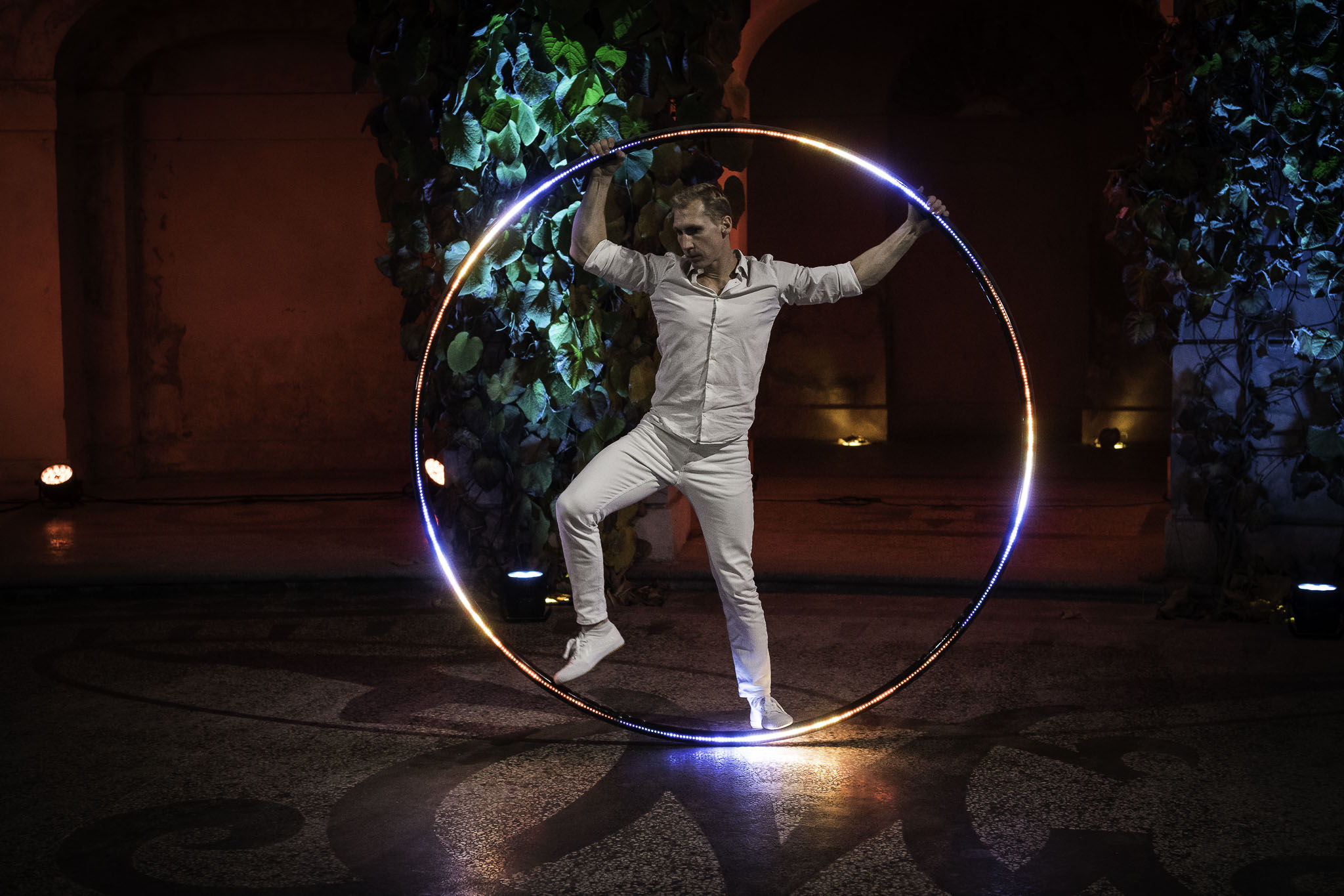 LED Cyr Wheel FT2 - Pyroterra Lighttoys